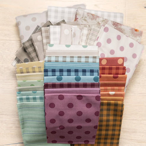 Cranberry Chain - Quiltessential Fabric Kit – Laundry Basket Quilts